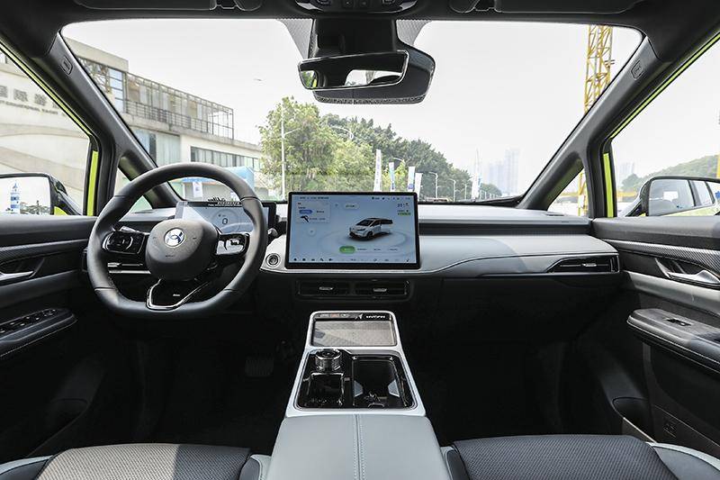 620公里超长续航！13.28万元起售，合创Z03同级竞争力如何?_搜狐汽车_搜狐网