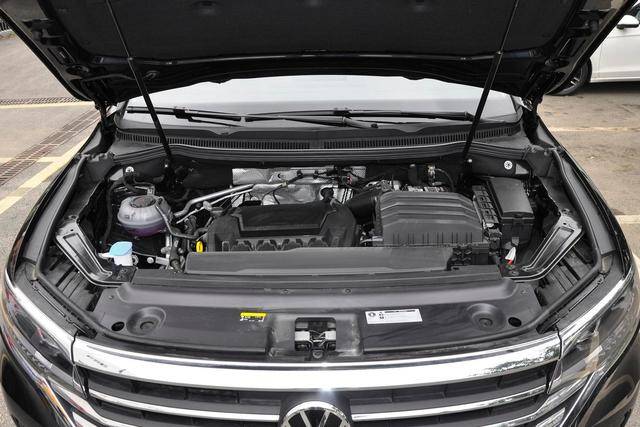 车长5346mm，28.68万起，内饰豪华空间大，带你看大众威然_搜狐汽车_搜狐网