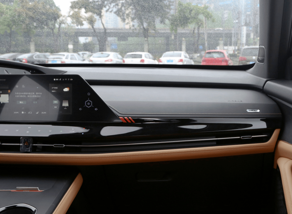 放弃思域，这车轴距2.75米，蓝鲸NE1.5T，比大众CC帅好几倍_搜狐汽车_搜狐网