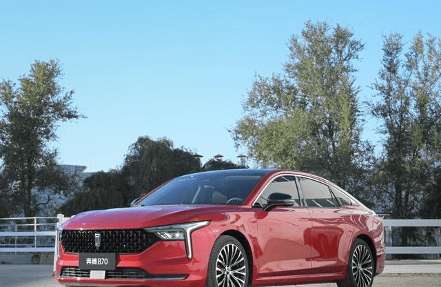 13.59万起！奔腾B70 2.0T车型上市 配爱信6AT_搜狐汽车_搜狐网