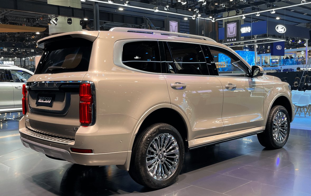 越野性能出色的坦克500正式开启预售，预售价为33.5万-39.5万！_搜狐汽车_搜狐网