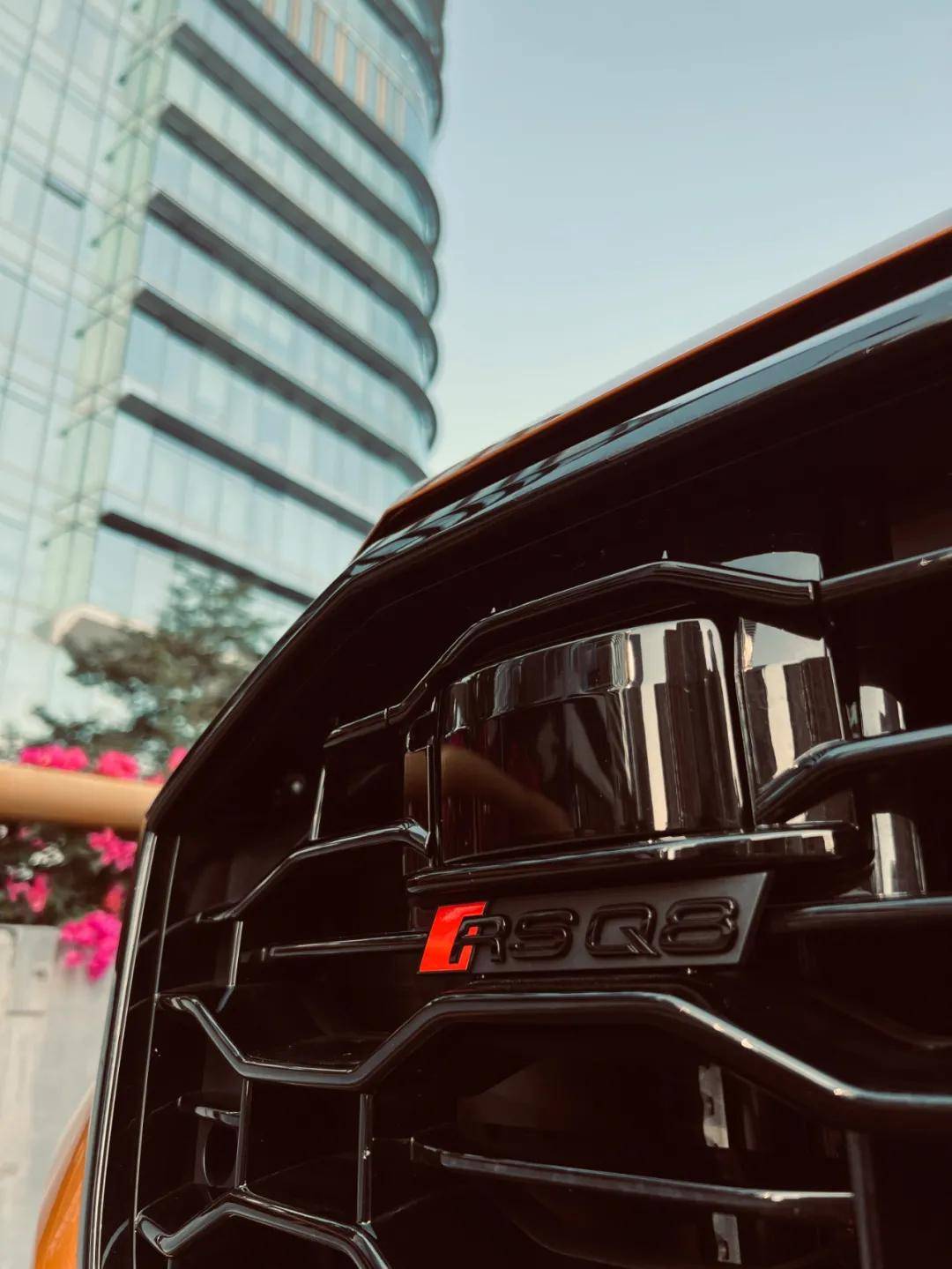 试驾奥迪RSQ8，唯一的缺点在于我买不起_摄影_车型_模式