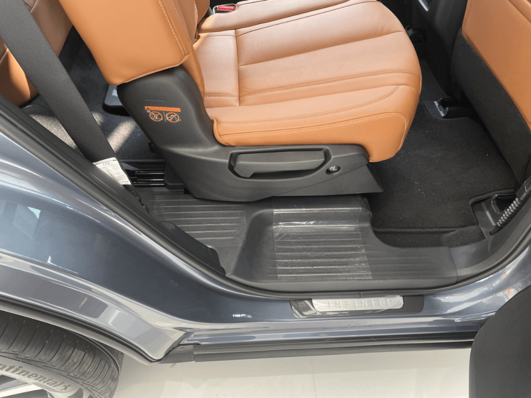 探店全新QX60：比雷克萨斯RX、GV80更好，凭什么只说我贵？_搜狐汽车_搜狐网