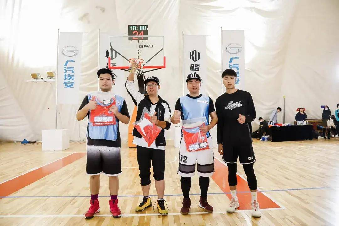 AION MAN体育厂牌首秀，“路人王”球星捧全场！_搜狐汽车_搜狐网