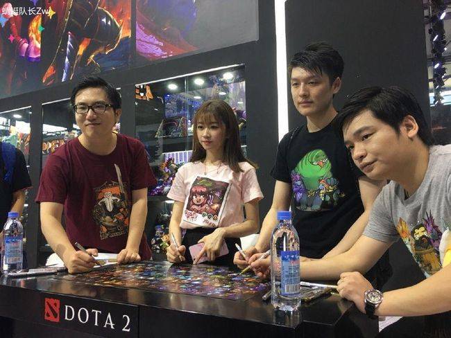 Dota2-OB豪车团？Longdd透露：820和ZSMJ开的保时捷，Hao是法拉利_搜狐汽车_搜狐网