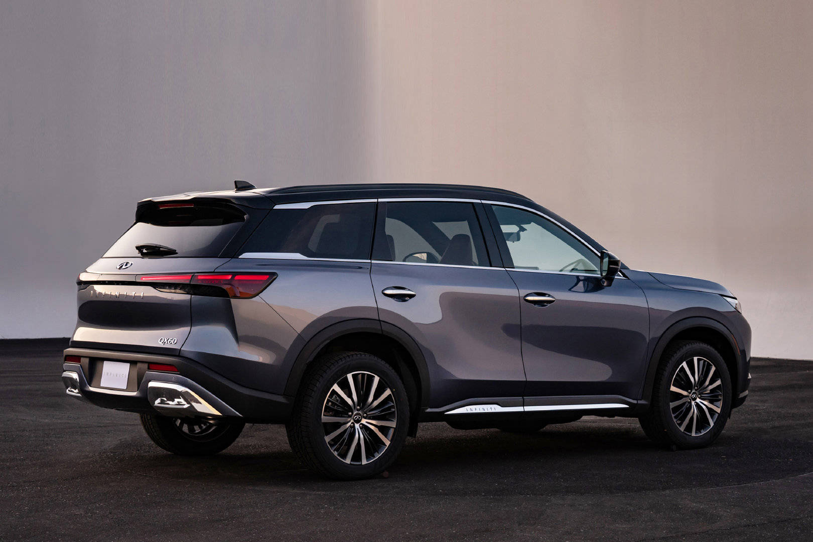 新一代东风英菲尼迪QX60上市 全系换装2.0T+9AT 国产后能否打场翻身仗？_搜狐汽车_搜狐网