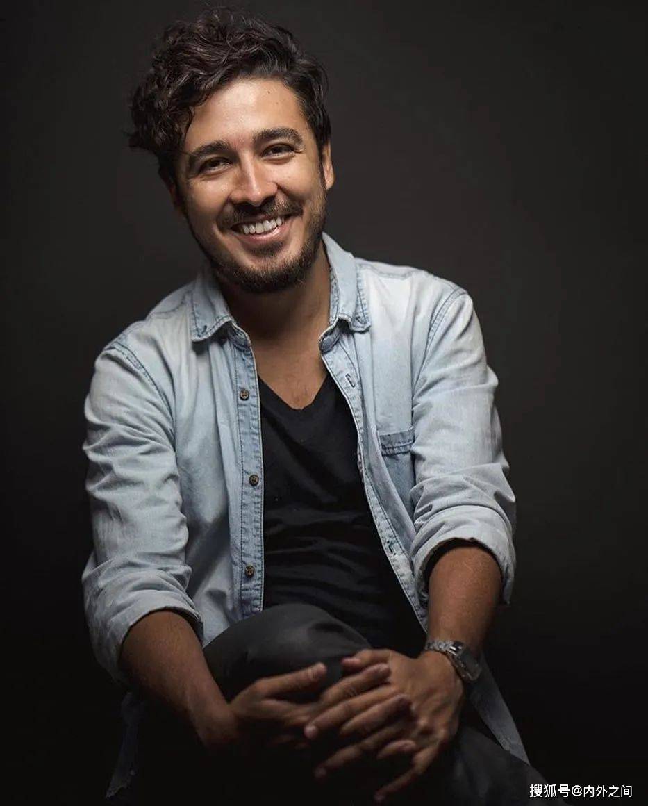 Mareo Rodriguez / 当你凝视深渊时_艺术_作品_自然