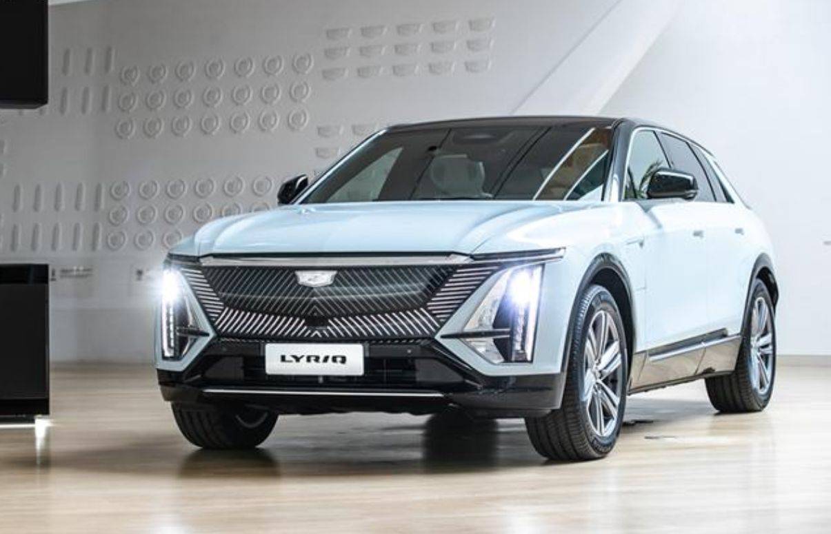 颜值没得挑！凯迪拉克首款电动车Lyriq投产：国内预售43.97万元_搜狐汽车_搜狐网