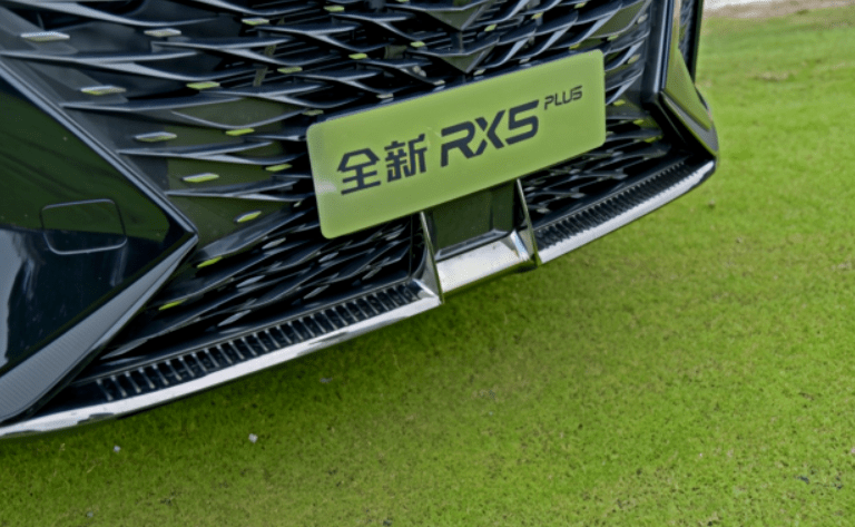 拥有全新荣威RX5 PLUS就相当于拥有了一种豪华感。_搜狐汽车_搜狐网