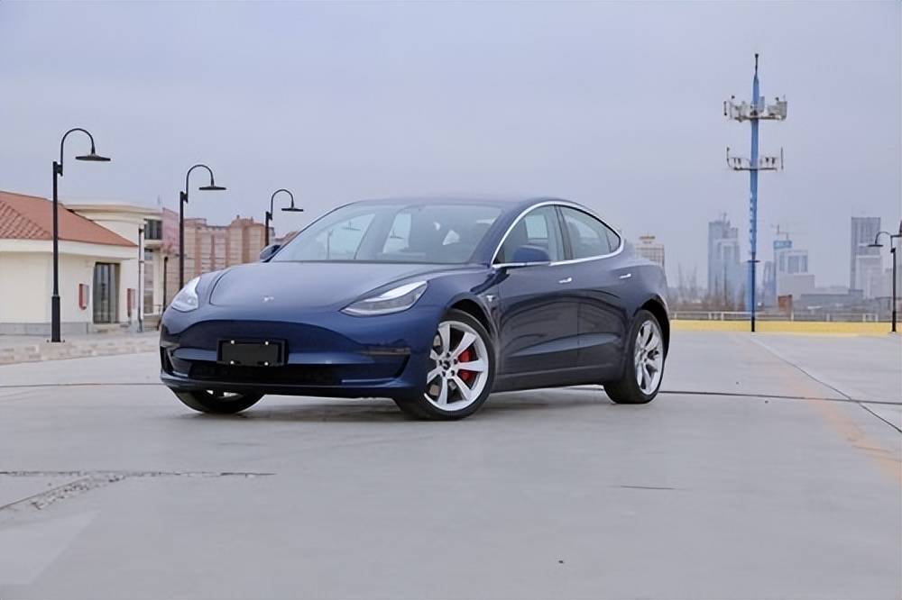 大灯有神，车才精神 C385、Model 3、海豹、ET5谁是你的心头好？_搜狐汽车_搜狐网