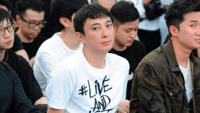 御驾亲征？继王思聪之后LGD老板ruru注册成为和平精英职业选手_lgd_比赛_玩家