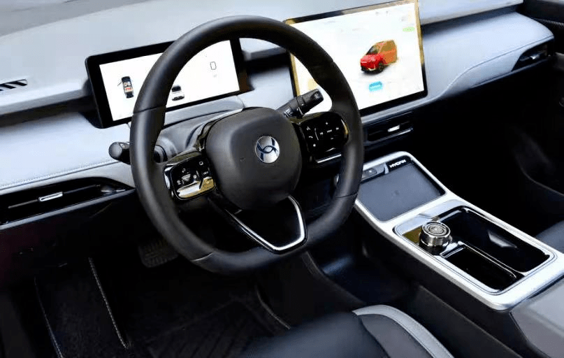 15万级纯电SUV元PLUS、AlON Y 和合创Z03对比，瞬间看出差距_搜狐汽车_搜狐网