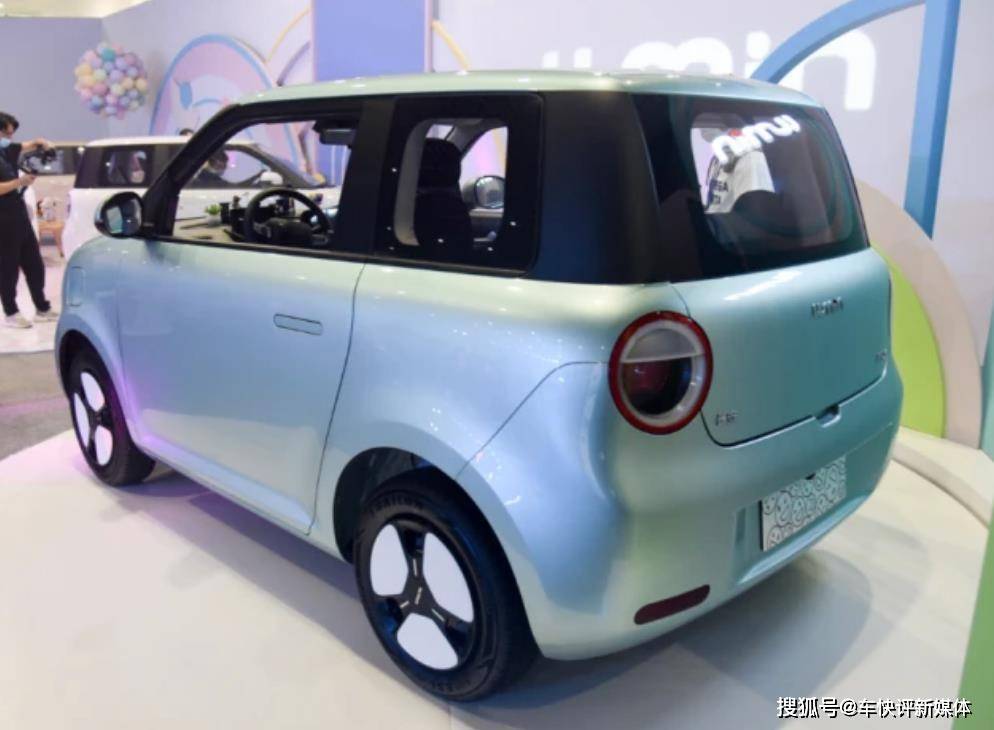 宏光MINI EV又一对手：长安LUMIN发布，配备10.25英寸中控屏_搜狐汽车_搜狐网