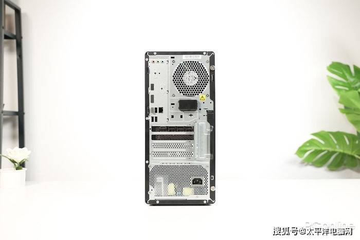 内容创作者的坚强后盾！联想ThinkCentre neo P780评测_接口_主机_设计