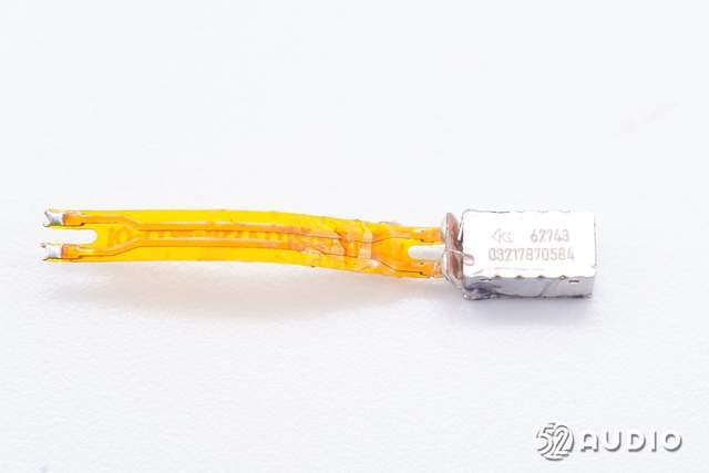 搭载高通QCC5151旗舰级蓝牙芯片，漫步者NeoBuds S真无线圈铁降噪耳机拆解_充电_支持_NeoBuds