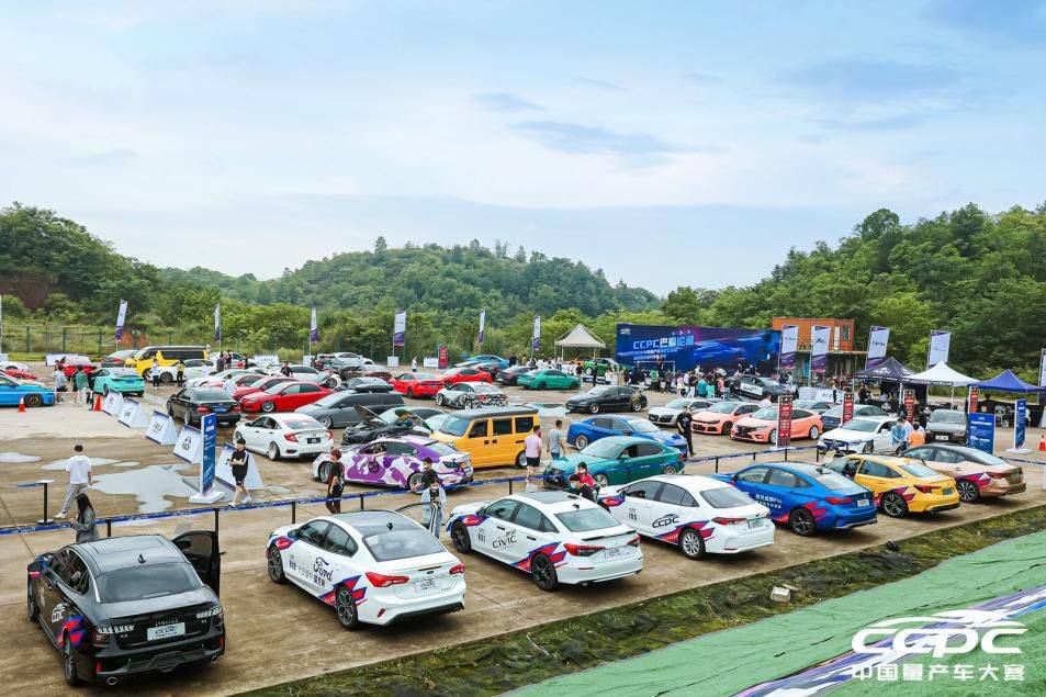 2022 CCPC中国量产车大赛公众站圆满收官，专业、挑战，激情无限！_搜狐汽车_搜狐网