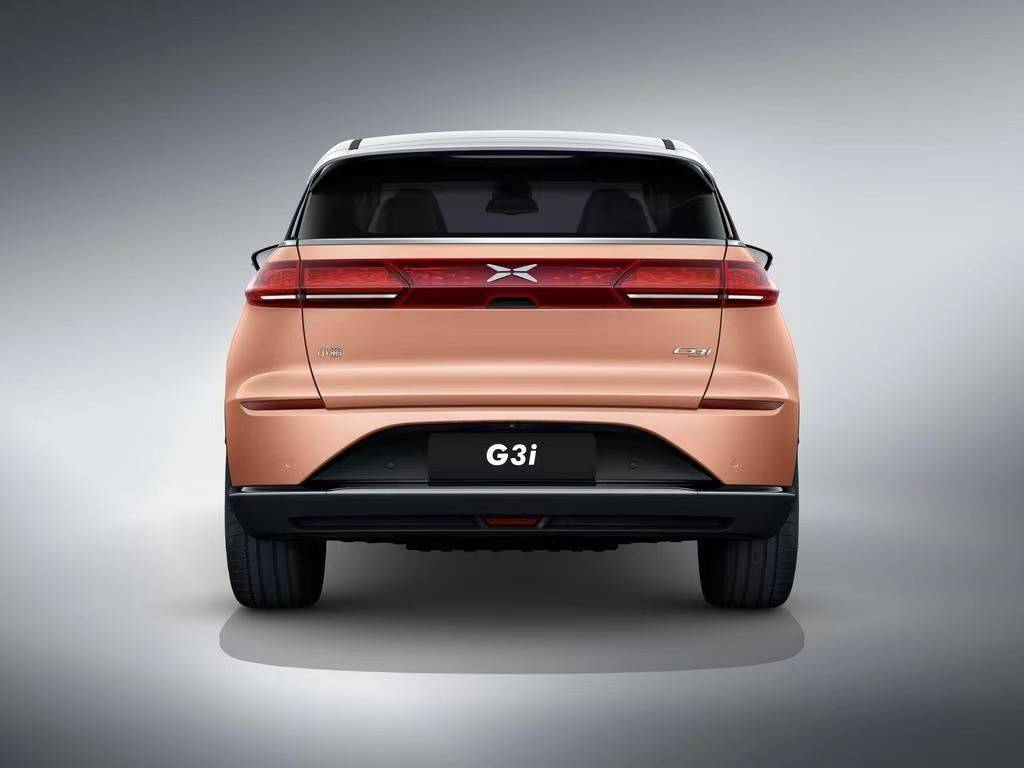 比大众ID4.X便宜，配置却更丰富，年轻人首选小鹏G3i更划算？_搜狐汽车_搜狐网