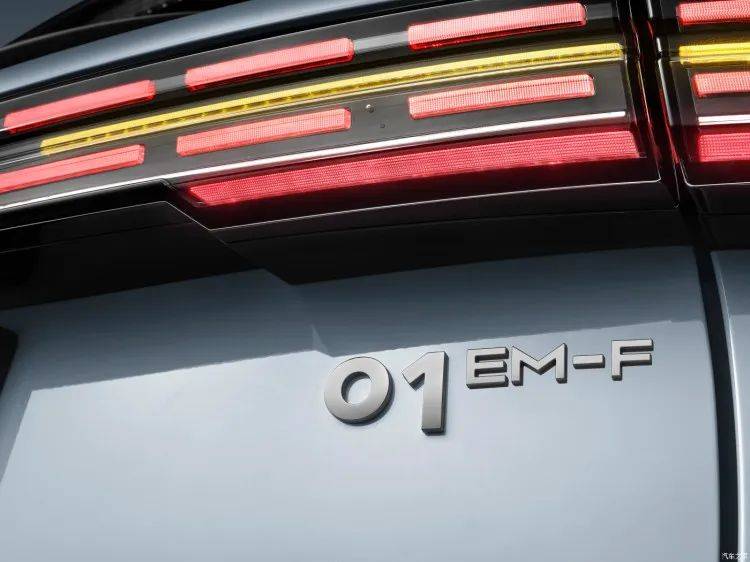 领克01EM-F高端智能电混SUV开始预售了_搜狐汽车_搜狐网