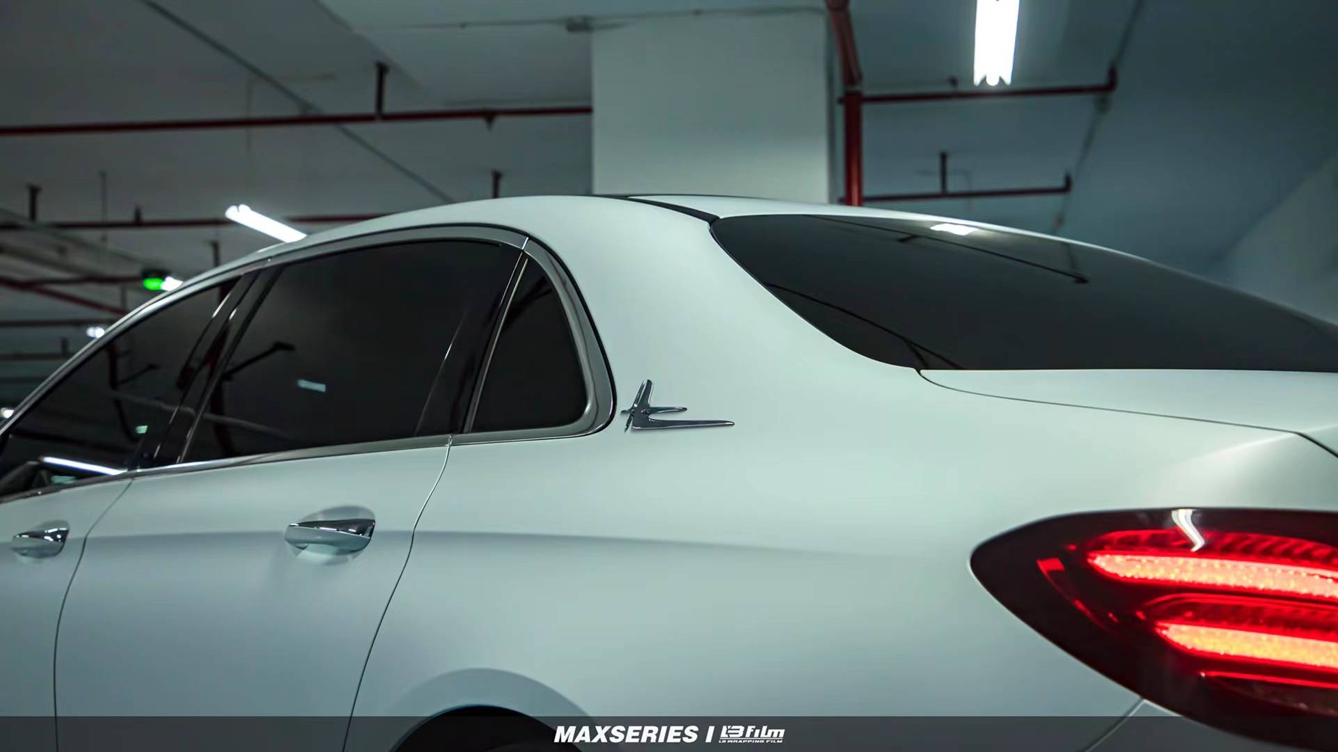 LBFILM-奔驰e300L消光皓月白改色膜_搜狐汽车_搜狐网