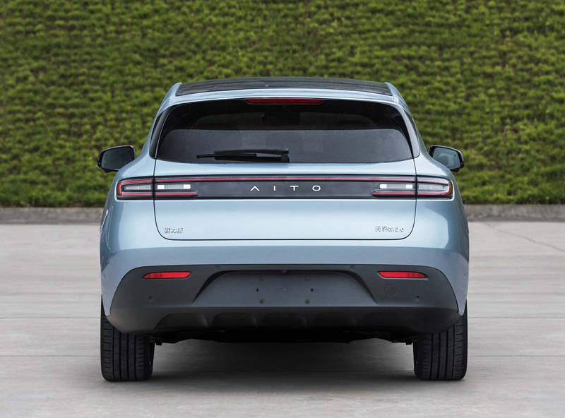 AITO问界M5e官图曝光，有双电机版本，最快将9月正式上市_搜狐汽车_搜狐网