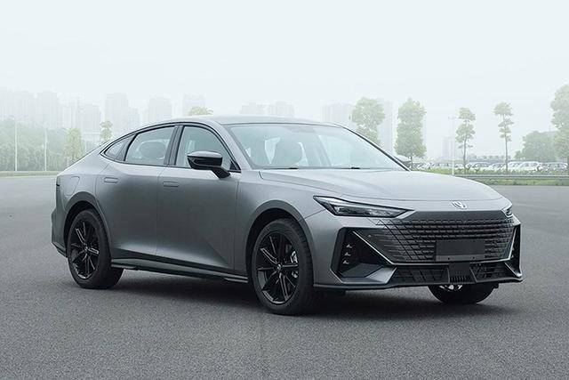 UNI-V 2.0T即将上市 UNI-V iDD首次亮相 长安UNI两款新品登陆重庆车展_搜狐汽车_搜狐网