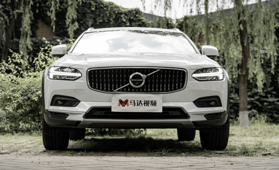 实拍沃尔沃V90CC：2.0T+8AT！ 搭空气悬挂的全时四驱“瓦罐”？_搜狐汽车_搜狐网