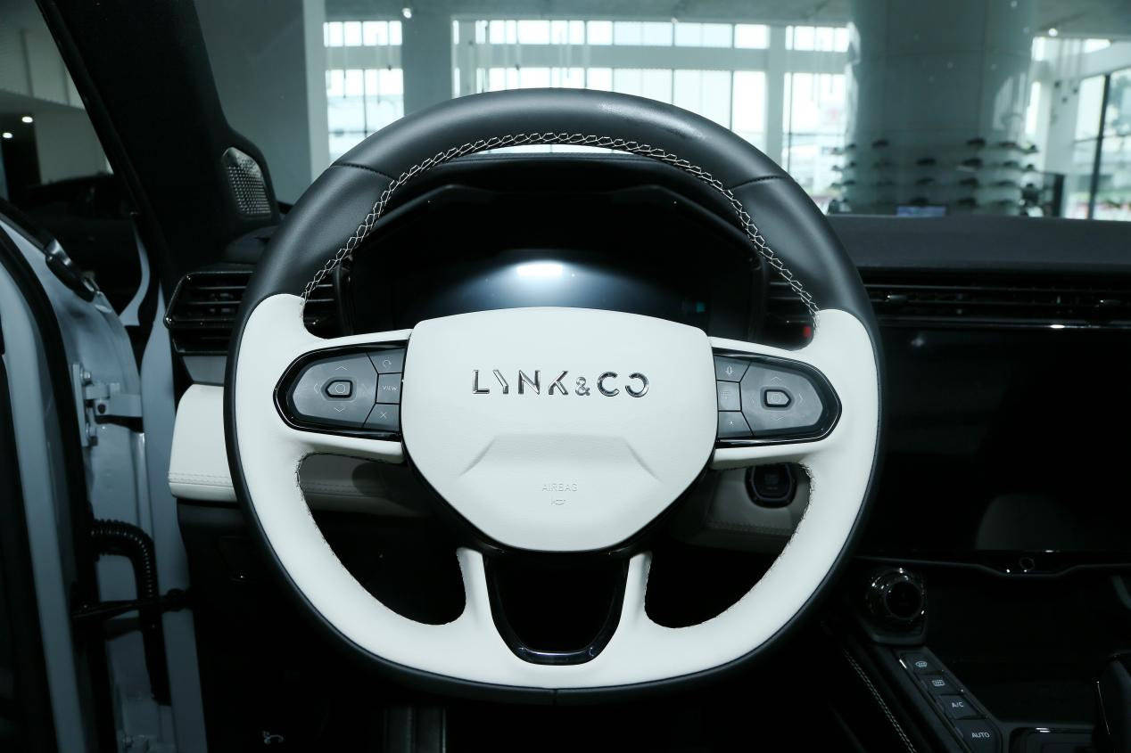 探店领克01EM-F，节能更性能，让混动更有驾驶乐趣_搜狐汽车_搜狐网