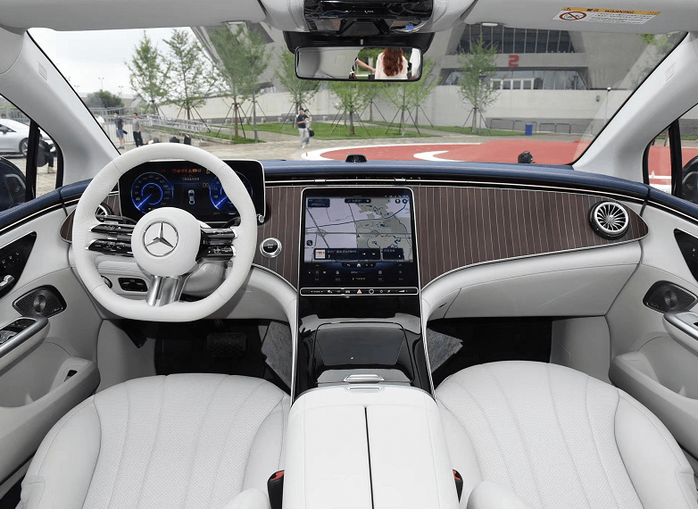 北京奔驰EQE正式开启预订：53万元起售，最大续航达752公里_搜狐汽车_搜狐网