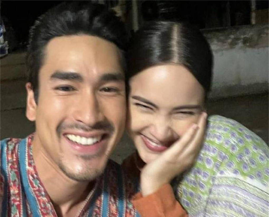 泰星Nadech晒和女友亲密合影，直言忍不住想去抱Yaya_金娜丽_新剧_生日