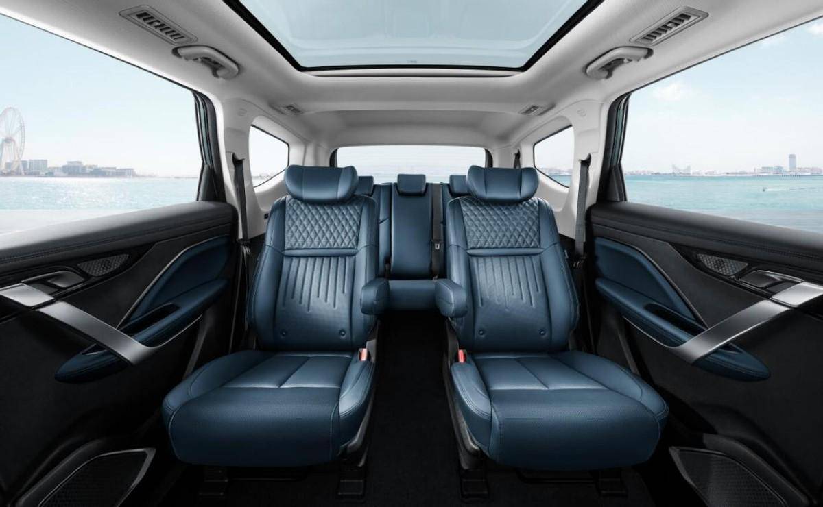 54处储物空间！加长120mm，吉利紧凑MPV嘉际L官图正式发布_搜狐汽车_搜狐网