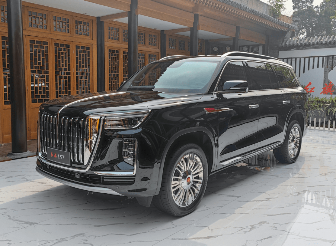 气场强大不输揽胜，红旗牌“库里南”曝光，4.0T+8AT+四驱，真霸气_搜狐汽车_搜狐网