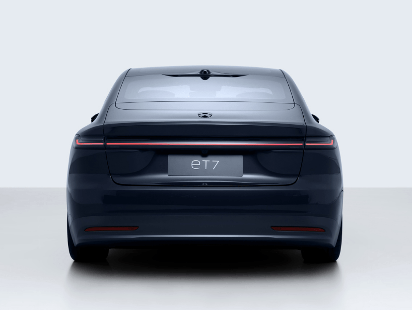 50w宝马5系和ET7怎么选？ET7破百3.8s+空悬配置亮了_搜狐汽车_搜狐网