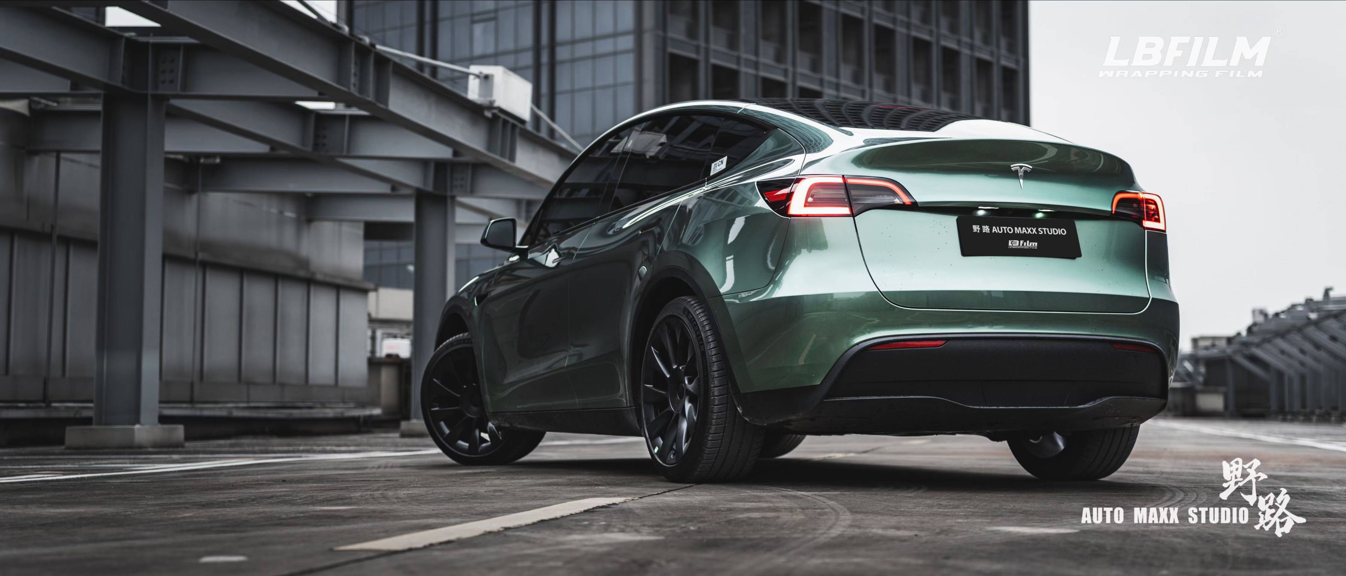 特斯拉modelY-LB改色膜液态金属苍岭绿，苍岭绿 质朴的贵族_搜狐汽车_搜狐网