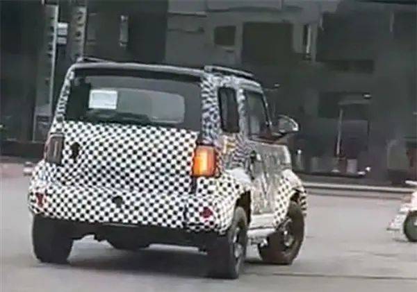 五菱E260S谍照爆出，堪称小吉姆尼？_搜狐汽车_搜狐网