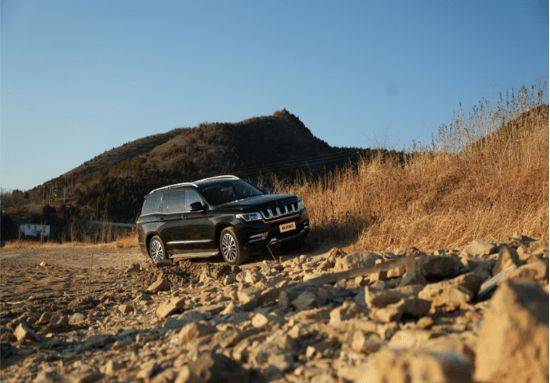 飞入寻常百姓家 BJ90山河经典版上市售47.8万起_搜狐汽车_搜狐网