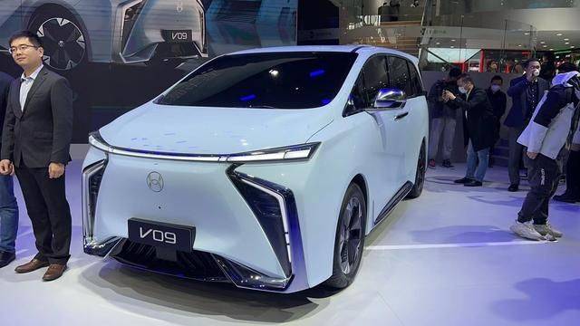 2022广州车展：合创首款MPV车型V09首发_搜狐汽车_搜狐网