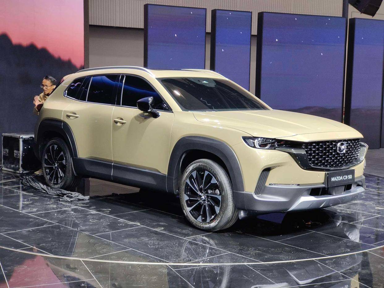 车展有料｜蔚来ES8/马自达CX-50,盘点那些最适合自驾出游的SUV!_搜狐汽车_搜狐网