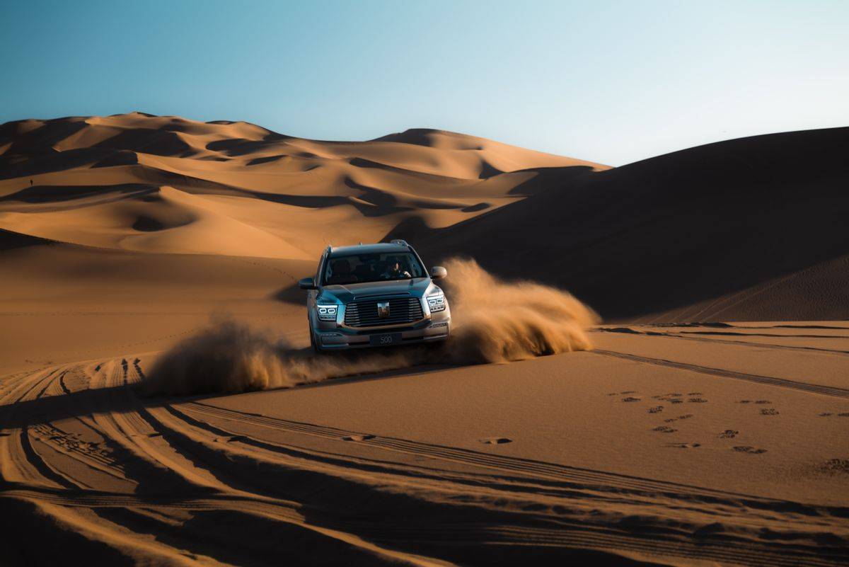 坦克500 PHEV搭2.0T混动专用发动机，满电综合油耗仅2.3L/100km_搜狐汽车_搜狐网