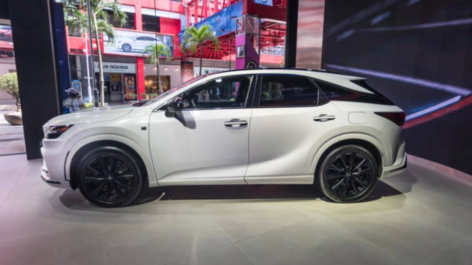 全新雷克萨斯RX：2.4T混动还是不如宝马，要卖70万往上？_搜狐汽车_搜狐网