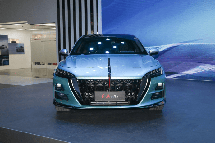 252马力+8AT，配中置双出，红旗H6要空间有空间，要颜值有颜值_搜狐汽车_搜狐网