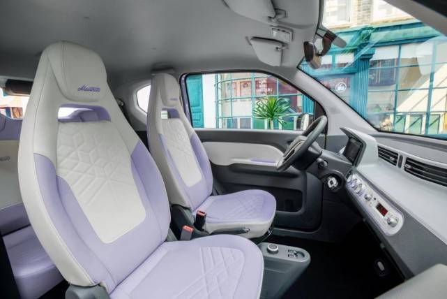 宏光MINIEV和QQ冰淇淋哪个好？懂车小编帮你对比一下_搜狐汽车_搜狐网