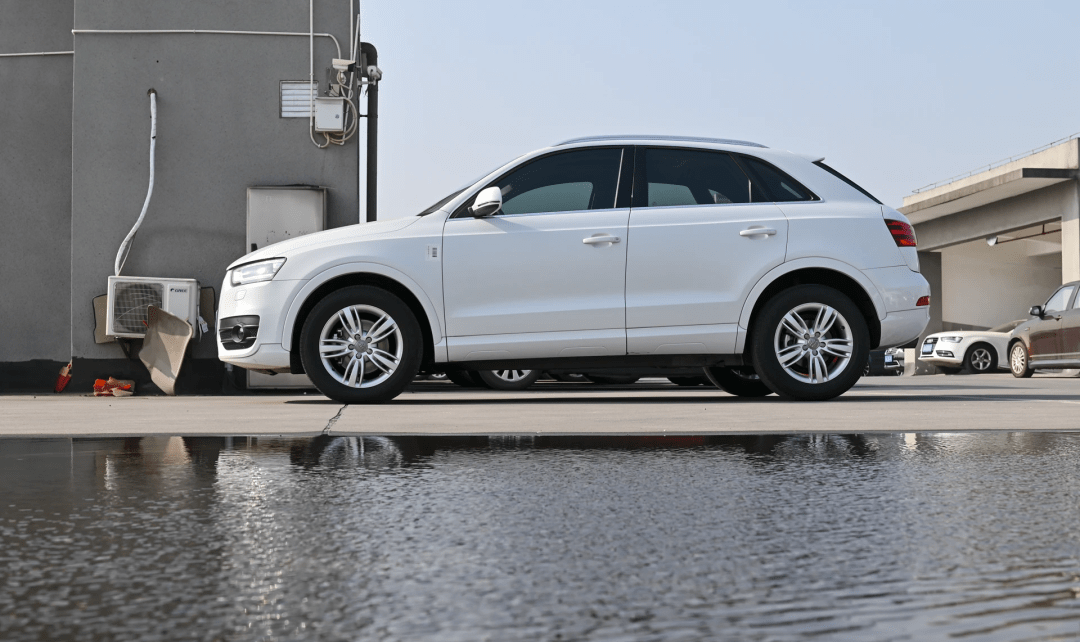 10万出头买奥迪Q3，2.0T配四驱，实力成色都过硬_搜狐汽车_搜狐网