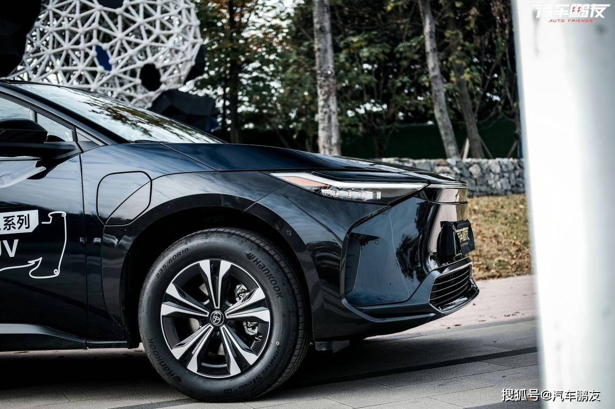 一汽丰田带着bZ系列，奔赴下一个“千万”目标_搜狐汽车_搜狐网