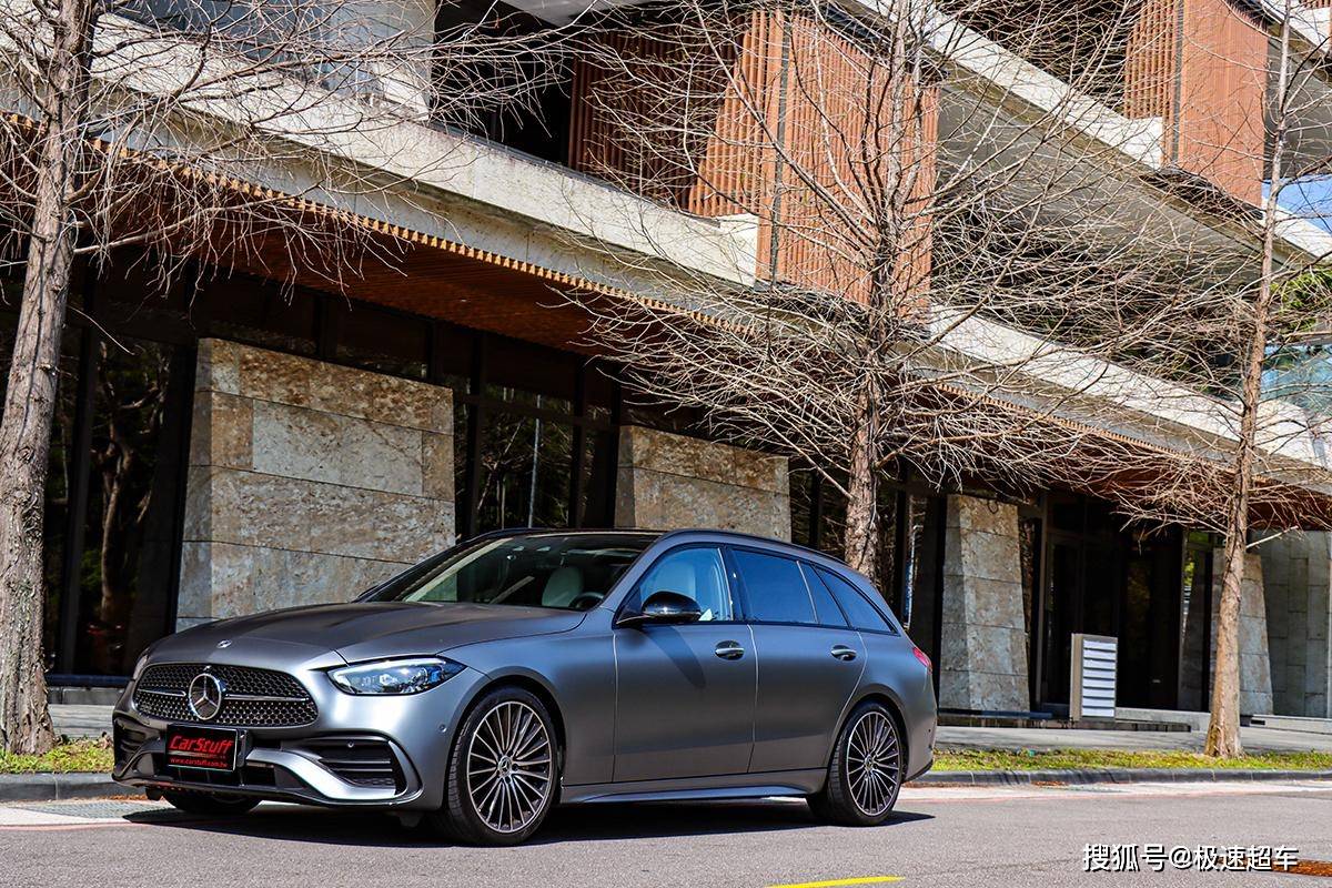 动力澎湃+休旅轿跑外观，2023奔驰C300 AMG LINE登场，新潮又前卫_搜狐汽车_搜狐网