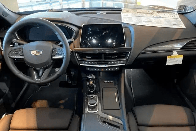 3.4s破百！凯迪拉克CT5海外实车，动力强劲，和奥迪RS6谁更强？_搜狐汽车_搜狐网