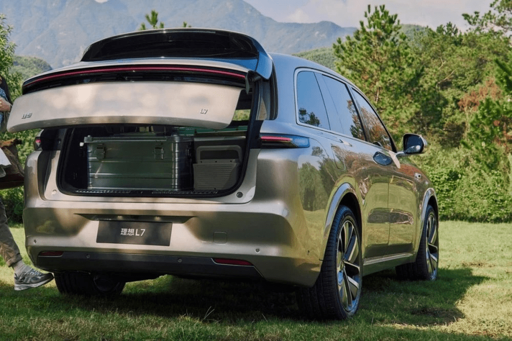 新能源汽车新赛点？理想L7、小鹏G9纷纷打智驾“王牌”_搜狐汽车_搜狐网