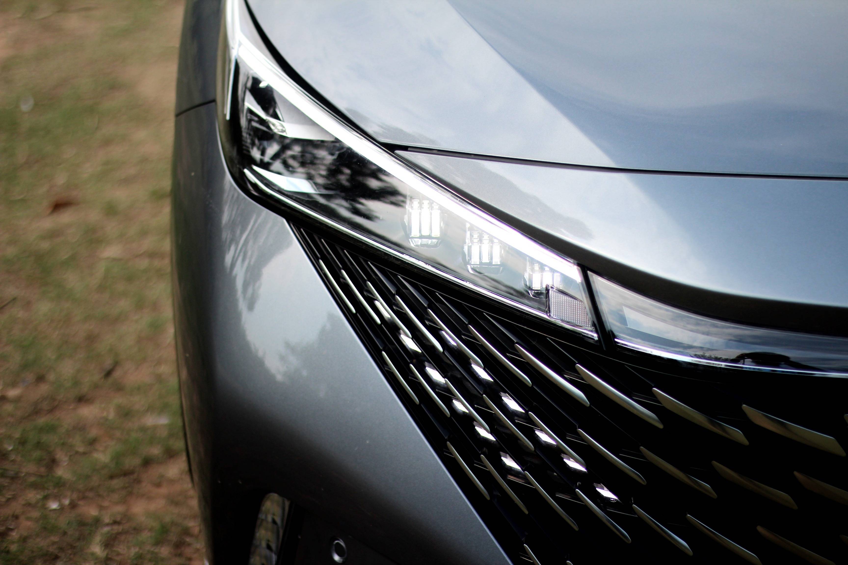 第三代荣威RX5，怎样做到将豪华感“拉满”？_搜狐汽车_搜狐网