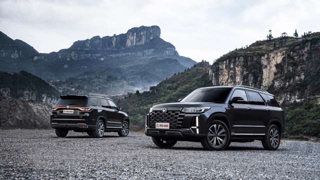 大家庭智能7座SUV！售价17.59万元起，长安CS95PLUS正式上市_搜狐汽车_搜狐网