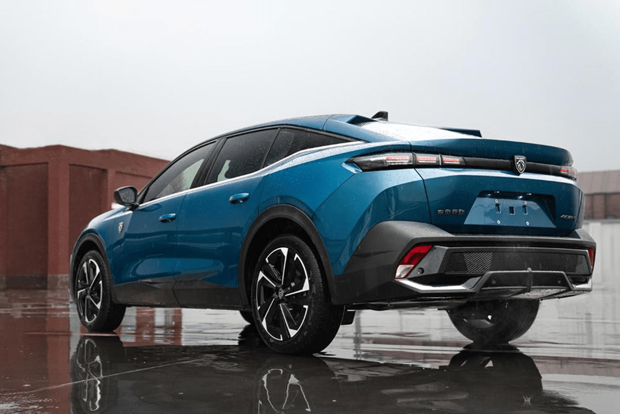 定位轿跑SUV，东风标致408X将于1月5日发布，1.2T三缸+6挡双离合_搜狐汽车_搜狐网