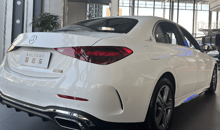 30万元买奔驰C级，动力才是最大的槽点？到店实拍奔驰C级_搜狐汽车_搜狐网